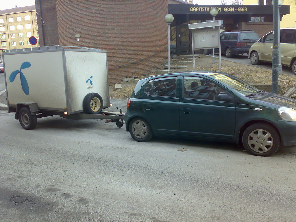 B+E Car and Trailer - Henderson's Academy